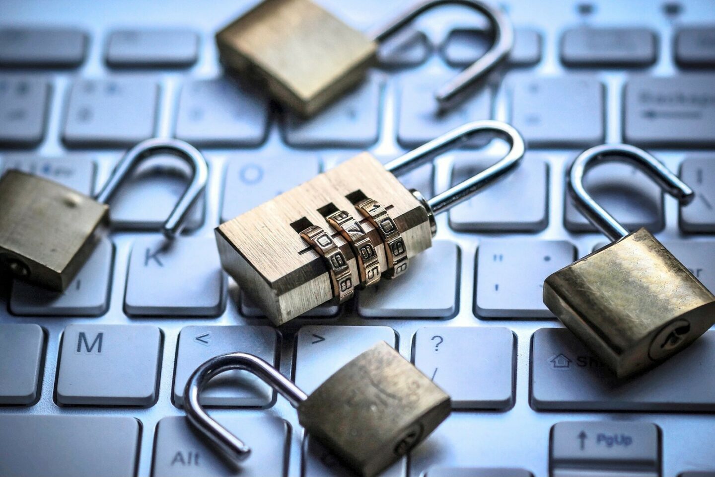 Saving every heartbeat: How DPI helps secure IoT networks… | ipoque